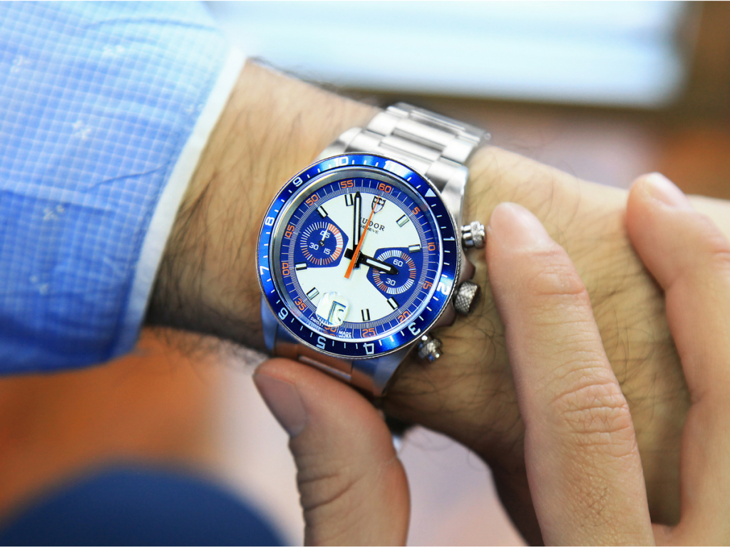 How to Choose Your Watch Size | The Watch Club by SwissWatchExpo