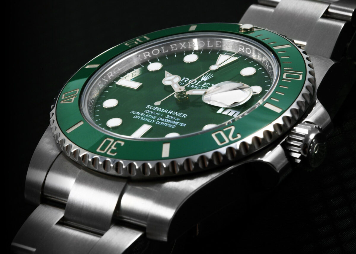 Rolex Submariner Hulk 116610LV: A Deep Dive into the Green Giant | The ...
