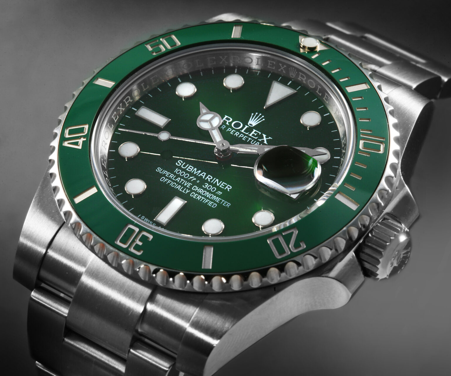 Rolex Submariner Hulk 116610LV: A Deep Dive into the Green Giant | The ...